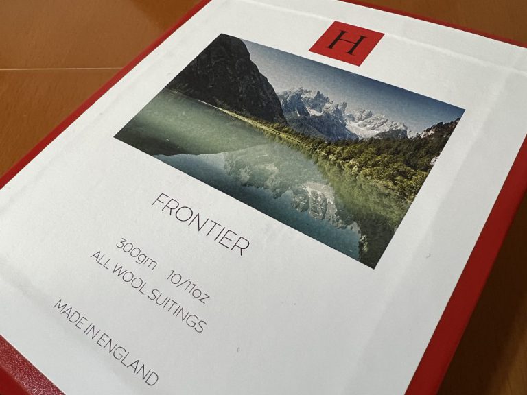 -HARRISONS FRONTIER ハリソンズ フロンティア- 春から秋まで着用可能な希少な平織りスーツ生地 | オーダーメイドスーツとシャツのCOCOASSO